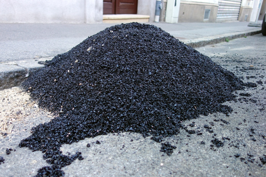 Frischer Teer - Schlagloch - lizenzfreie Bilder | kostenloser Support ...